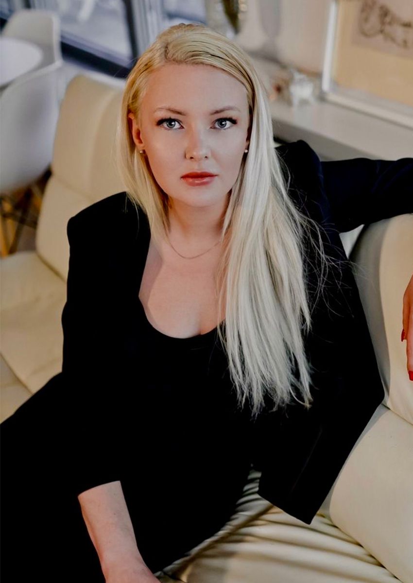 PV Frauen Galerie Ukraine | Deutschland - Julia, 35