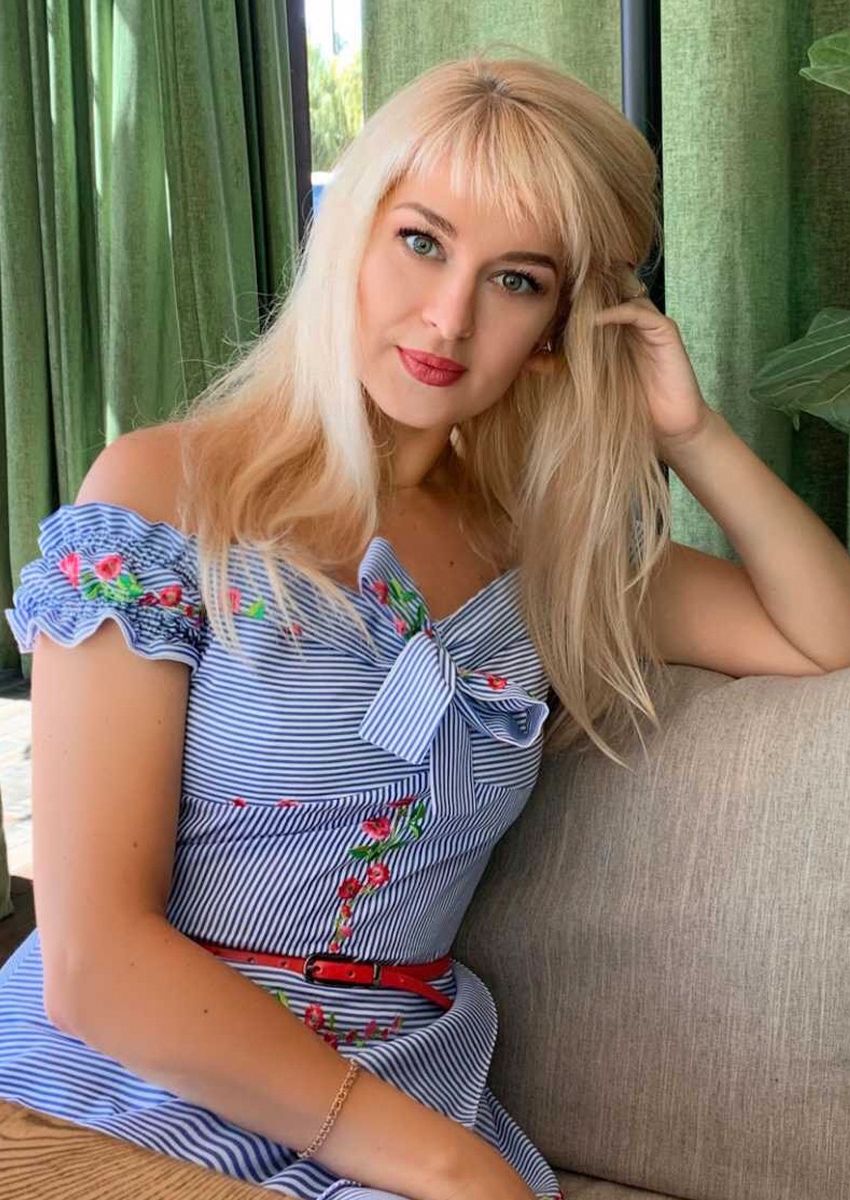 PV Frauen Galerie Ukraine | Deutschland - Victoria, 42